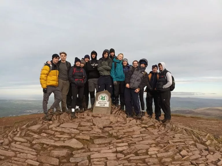 Leighton Park's Largest Ever DofE Gold Cohort - Leighton Park