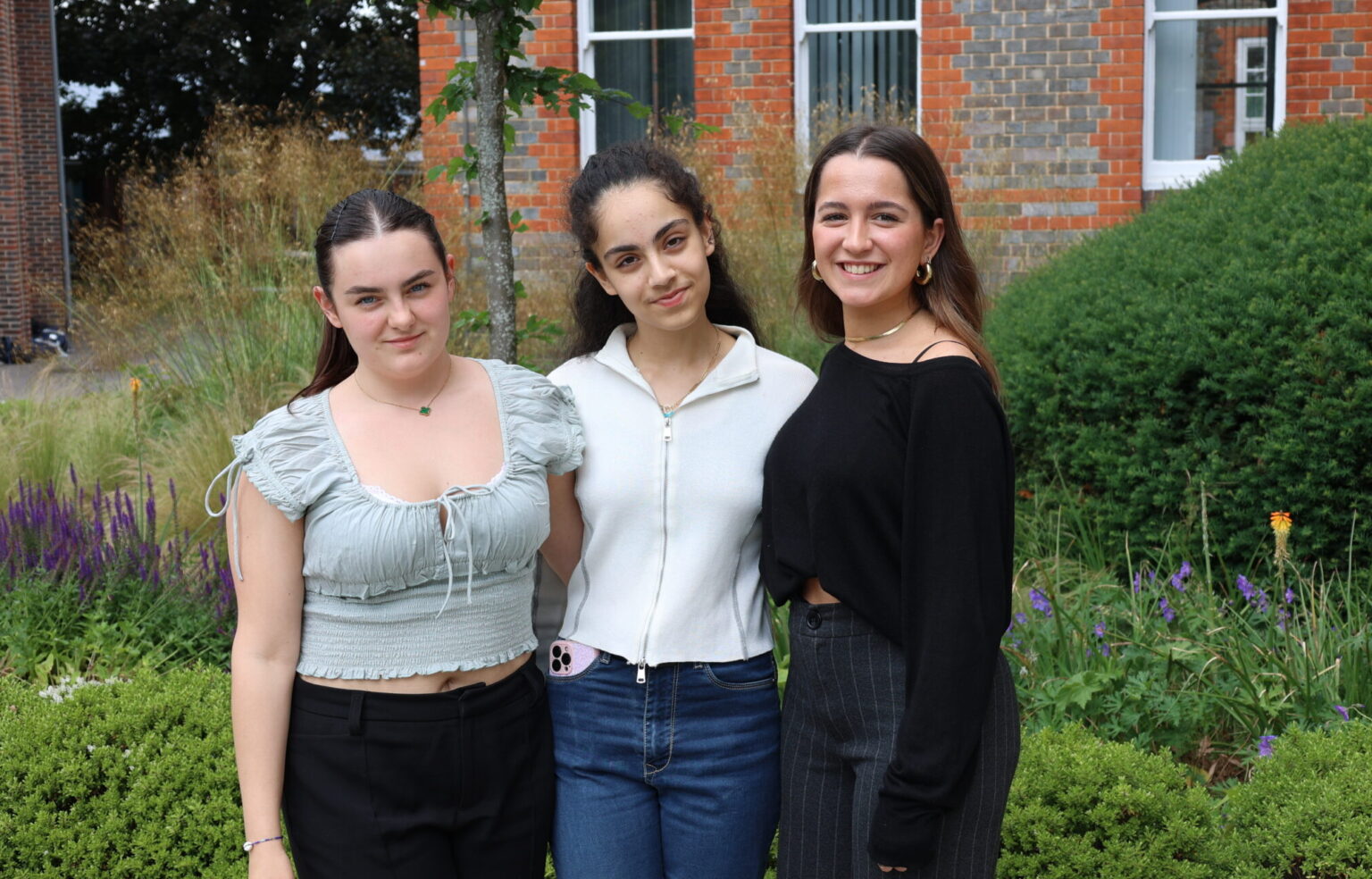 Amicus Achievements 2023 - Leighton Park